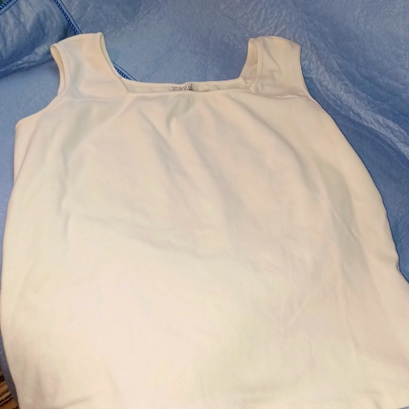 White Stag | Tops | Stretch White Stag Top | Poshmark